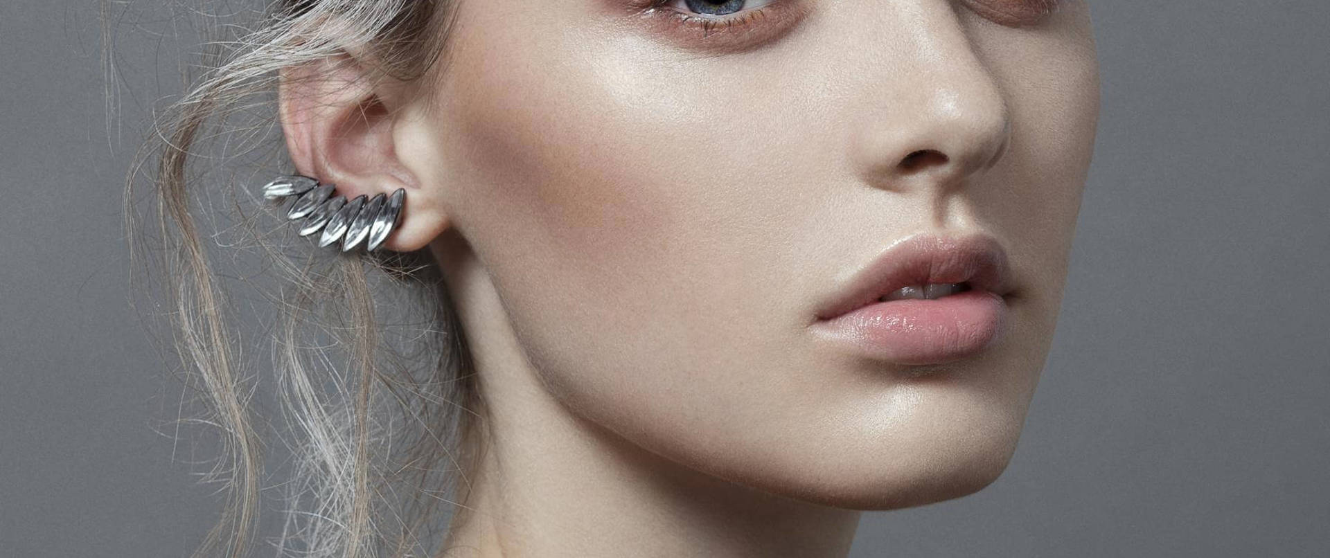 En İyi Monochrome Makyajlar | Herkes için Güzellik