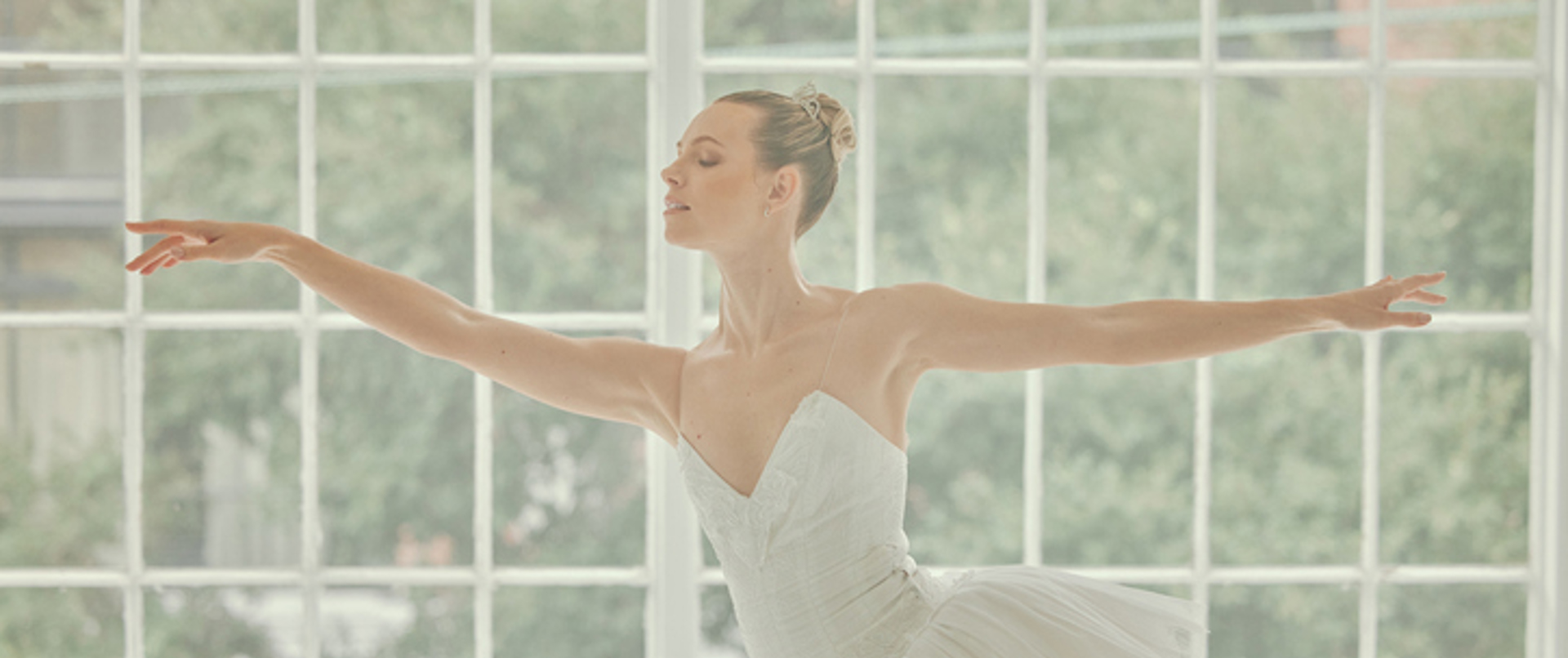 Balletcore Akımı Nedir? Balletcore Makyajı Nasıl Yapılır?