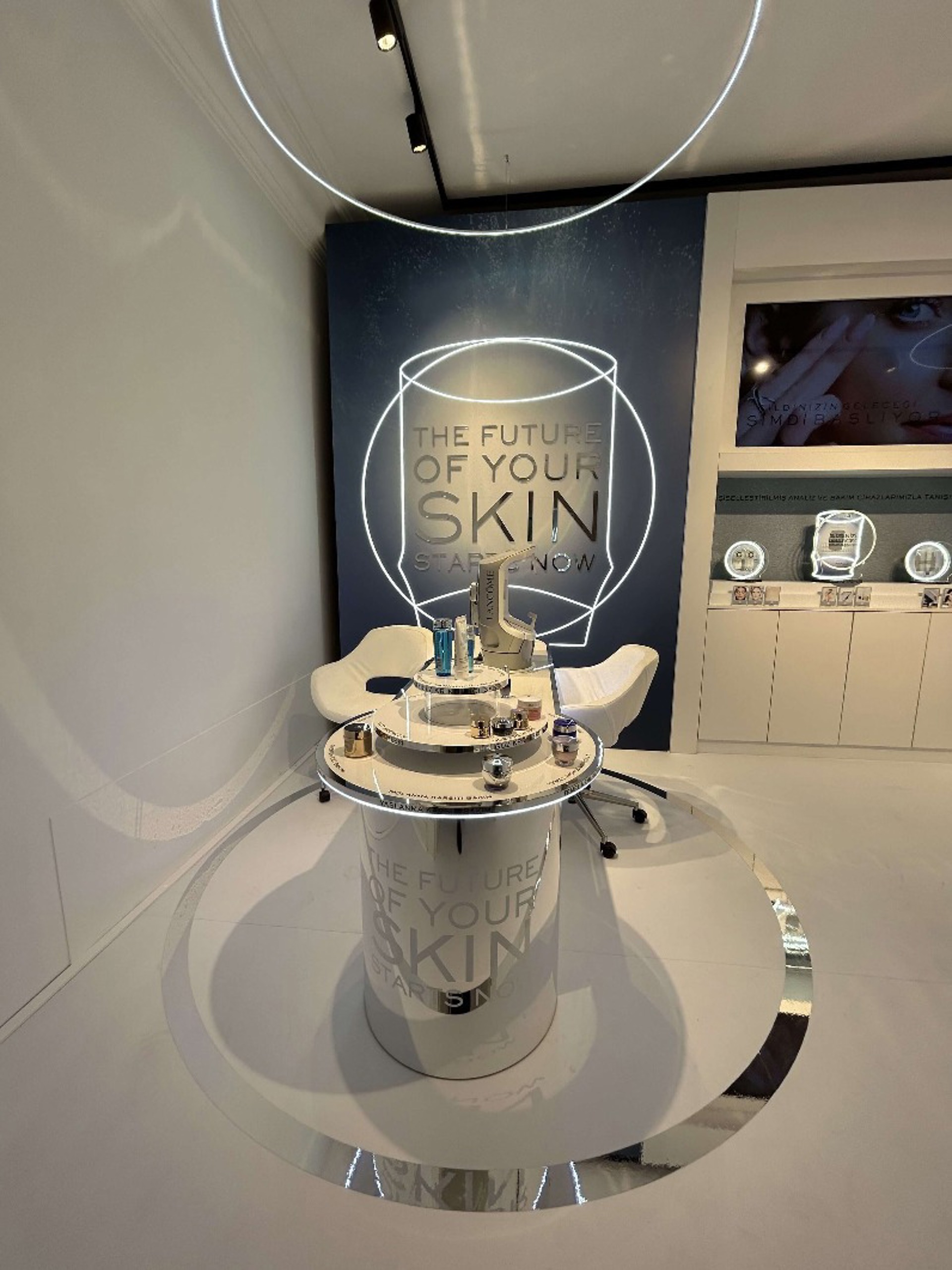 Lancôme Skin Science Club'da Cilt Analizi Deneyimimiz!
