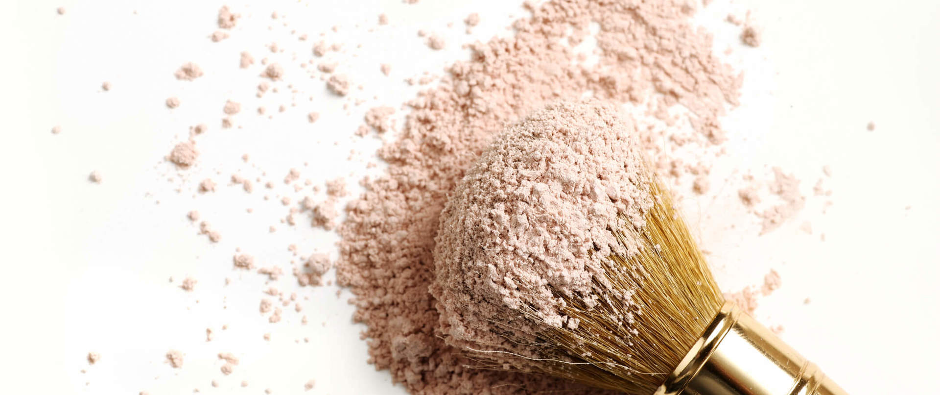 Transparan Pudra Nedir? Ne İşe Yarar?